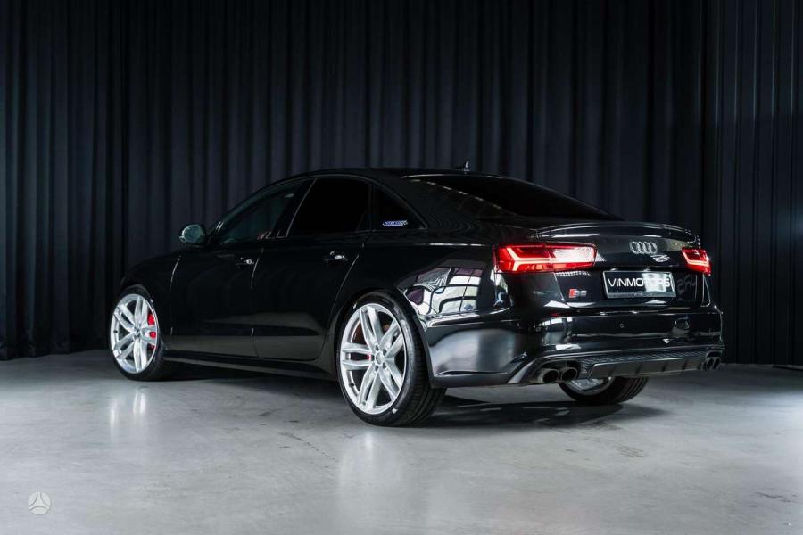 Melns Audi S6 2018 Viļņa, ar dzinēja tilpumu 3.99 L un nobraukumu 93 tūkst. km par 29999 €, foto 7 vietnē AUTOMOTO.COM.LV