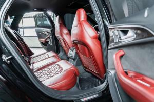 Melns Audi S6 2018 Viļņa, ar dzinēja tilpumu 3.99 L un nobraukumu 93 tūkst. km par 29999 €, foto 39 vietnē AUTOMOTO.COM.LV