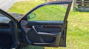 Melns Audi S6 1997 Rīga, ar dzinēja tilpumu 2.20 L un nobraukumu 256 tūkst. km par 7500 €, foto 7 vietnē AUTOMOTO.COM.LV