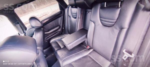 Melns Audi S6 2001 Rīga, ar dzinēja tilpumu 4.20 L un nobraukumu 341 tūkst. km par 5000 €, foto 6 vietnē AUTOMOTO.COM.LV