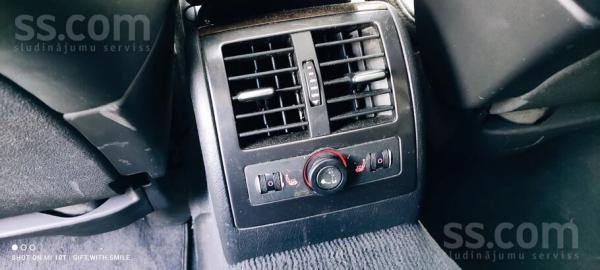 Melns Audi S6 2001 Rīga, ar dzinēja tilpumu 4.20 L un nobraukumu 341 tūkst. km par 5000 €, foto 9 vietnē AUTOMOTO.COM.LV