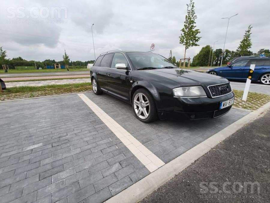 Black Audi S6 2001 in Jelgava, with an engine capacity of 4.20 L and mileage of 339 thousand km for 4900 €, photo 4 on AUTOMOTO.COM.LV