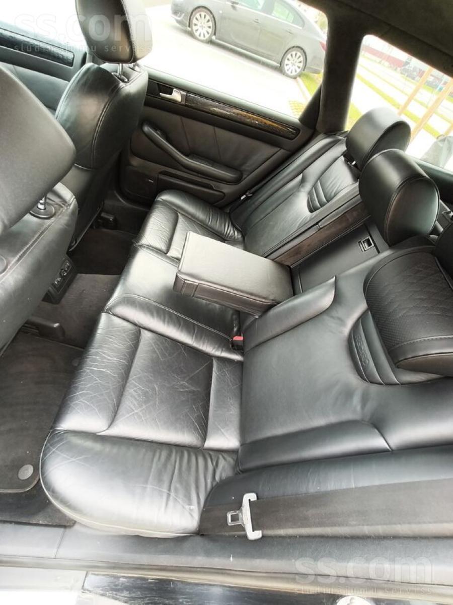 Black Audi S6 2001 in Jelgava, with an engine capacity of 4.20 L and mileage of 339 thousand km for 4900 €, photo 8 on AUTOMOTO.COM.LV