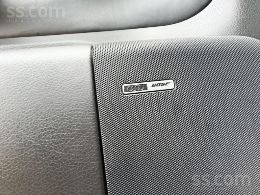Black Audi S6 2001 in Jelgava, with an engine capacity of 4.20 L and mileage of 339 thousand km for 4900 €, photo 10 on AUTOMOTO.COM.LV