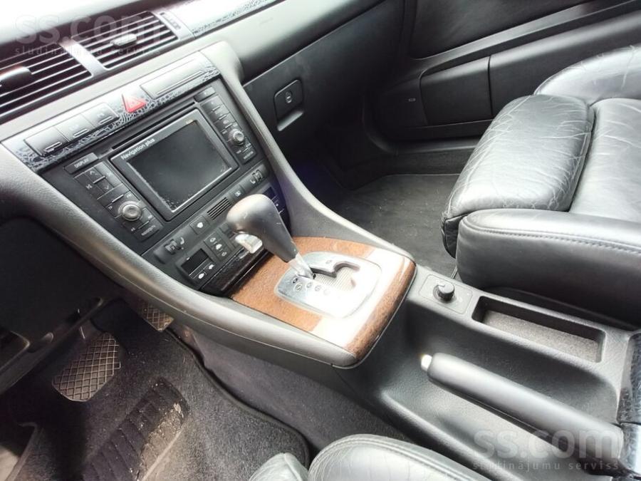 Black Audi S6 2001 in Jelgava, with an engine capacity of 4.20 L and mileage of 339 thousand km for 4900 €, photo 13 on AUTOMOTO.COM.LV