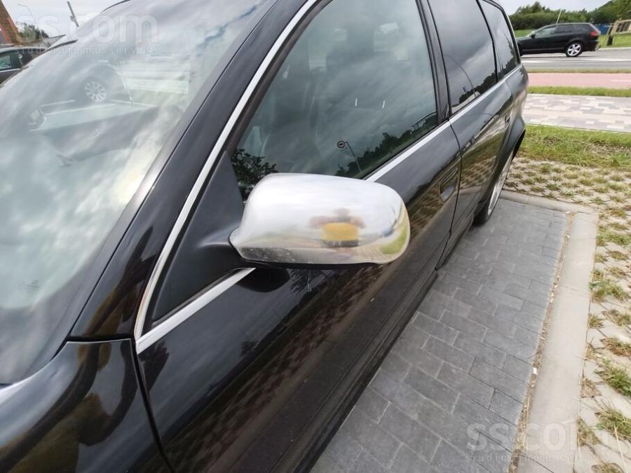 Black Audi S6 2001 in Jelgava, with an engine capacity of 4.20 L and mileage of 339 thousand km for 4900 €, photo 15 on AUTOMOTO.COM.LV