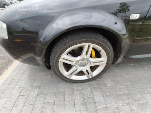 Black Audi S6 2001 in Jelgava, with an engine capacity of 4.20 L and mileage of 339 thousand km for 4900 €, photo 18 on AUTOMOTO.COM.LV
