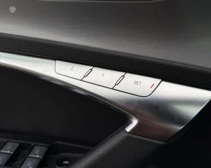 Melns Audi S6 2019 Tauragė, ar dzinēja tilpumu 3.00 L un nobraukumu 379 tūkst. km par 25900 €, foto 19 vietnē AUTOMOTO.COM.LV