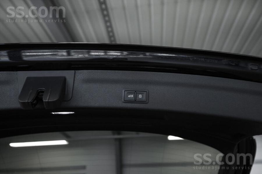 Melns Audi S6 2023 Tukums, ar dzinēja tilpumu 3.00 L un nobraukumu 0 tūkst. km par 49990 €, foto 29 vietnē AUTOMOTO.COM.LV