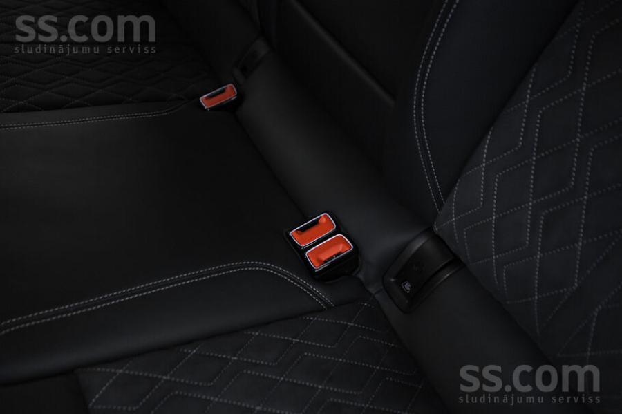 Melns Audi S6 2023 Tukums, ar dzinēja tilpumu 3.00 L un nobraukumu 0 tūkst. km par 49990 €, foto 30 vietnē AUTOMOTO.COM.LV