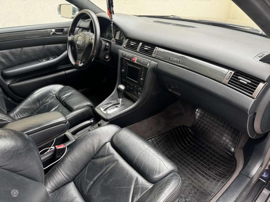 Blue Audi S6 2000 in Riga, with an engine capacity of 4.17 L and mileage of 342 thousand km for 5999 €, photo 5 on AUTOMOTO.COM.LV