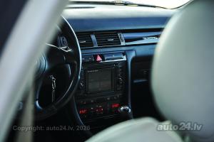 Blue Audi S6 2000 in Talsi, with an engine capacity of 4.20 L and mileage of 273 thousand km for 12000 €, photo 12 on AUTOMOTO.COM.LV