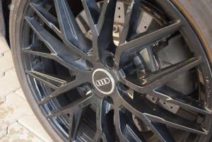 Zils Audi S6 2012 Viļņa, ar dzinēja tilpumu 3.99 L un nobraukumu 189 tūkst. km par 20000 €, foto 36 vietnē AUTOMOTO.COM.LV