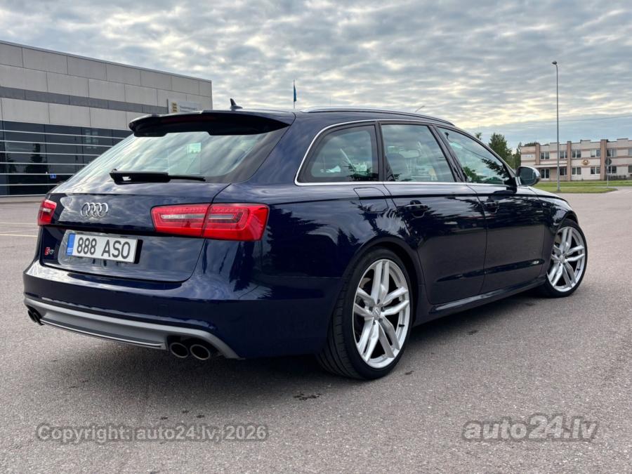 Zils Audi S6 2013 Tallina, ar dzinēja tilpumu 4.00 L un nobraukumu 227 tūkst. km par 23000 €, foto 5 vietnē AUTOMOTO.COM.LV