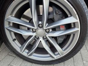 Zils Audi S6 2016 Kaišiadorys, ar dzinēja tilpumu 3.99 L un nobraukumu 220 tūkst. km par 19870 €, foto 29 vietnē AUTOMOTO.COM.LV
