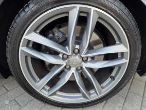 Zils Audi S6 2016 Kaišiadorys, ar dzinēja tilpumu 3.99 L un nobraukumu 220 tūkst. km par 19870 €, foto 30 vietnē AUTOMOTO.COM.LV