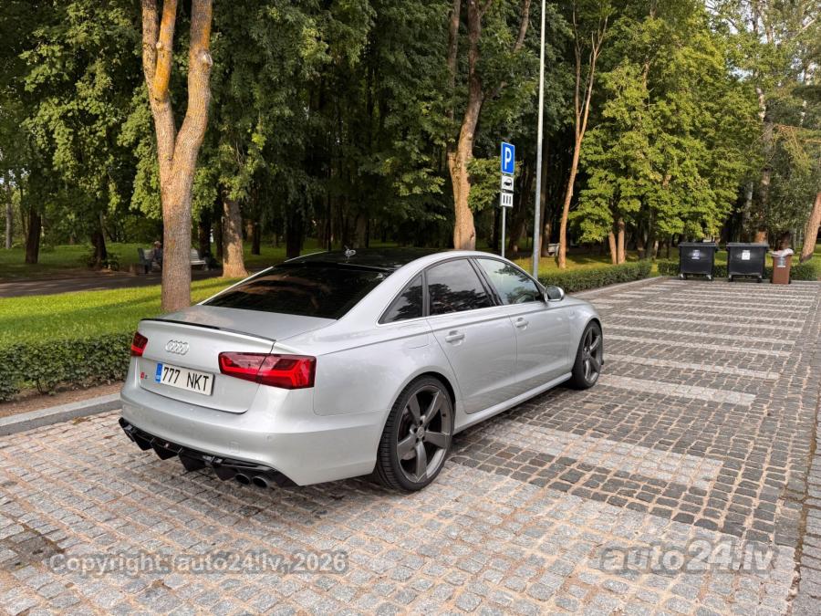 Pelēks Audi S6 2013 Sillamē, ar dzinēja tilpumu 4.00 L un nobraukumu 163 tūkst. km par 21499 €, foto 3 vietnē AUTOMOTO.COM.LV