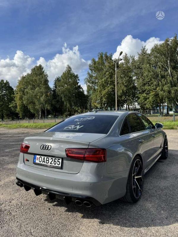 Grey Audi S6 2013 in Panevezys, with an engine capacity of 4.00 L and mileage of 200 thousand km for 20000 €, photo 8 on AUTOMOTO.COM.LV