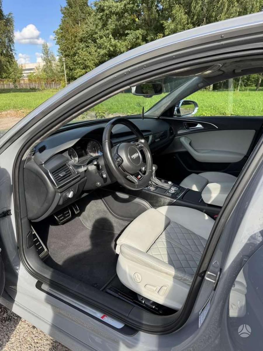 Grey Audi S6 2013 in Panevezys, with an engine capacity of 4.00 L and mileage of 200 thousand km for 20000 €, photo 16 on AUTOMOTO.COM.LV