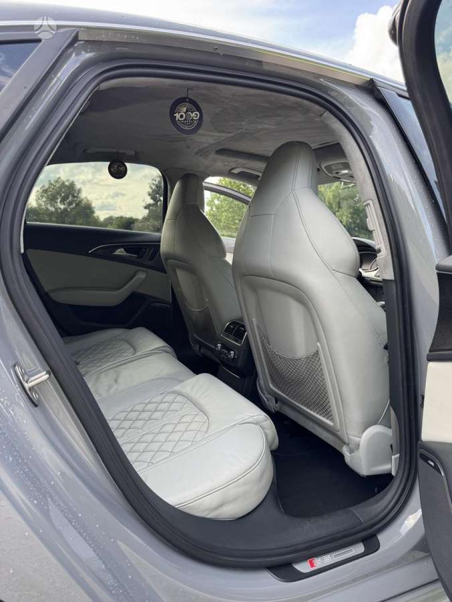 Grey Audi S6 2013 in Panevezys, with an engine capacity of 4.00 L and mileage of 200 thousand km for 20000 €, photo 17 on AUTOMOTO.COM.LV