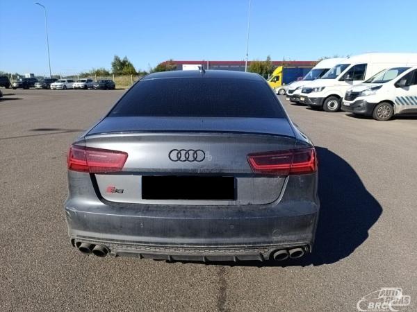 Pelēks Audi S6 2016 Avižieniai, ar dzinēja tilpumu 4.00 L un nobraukumu 158 tūkst. km par 19900 €, foto 4 vietnē AUTOMOTO.COM.LV