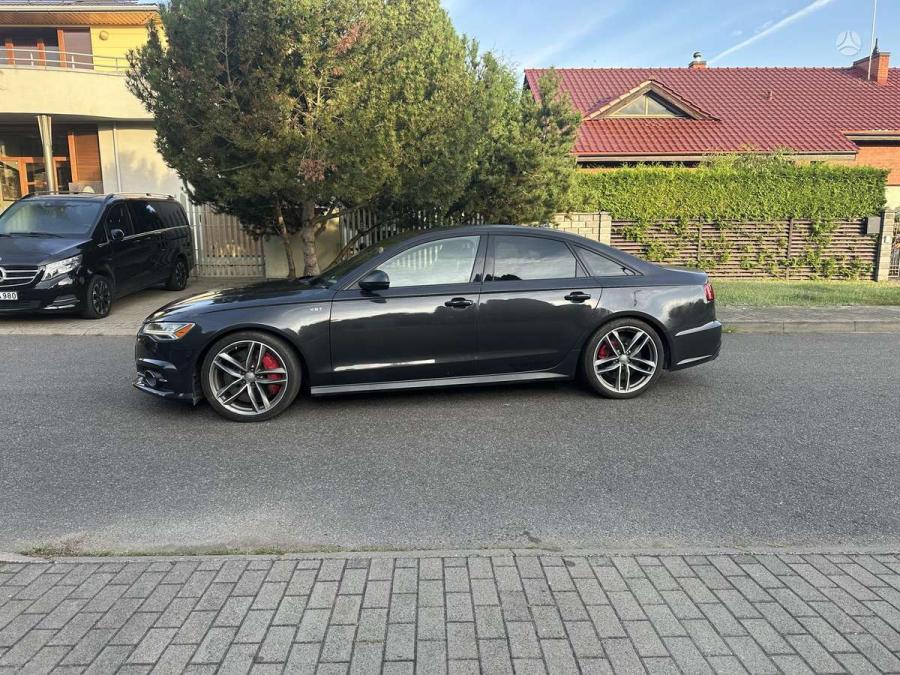 Pelēks Audi S6 2017 Kauņa, ar dzinēja tilpumu 4.00 L un nobraukumu 203 tūkst. km par 19999 €, foto 9 vietnē AUTOMOTO.COM.LV