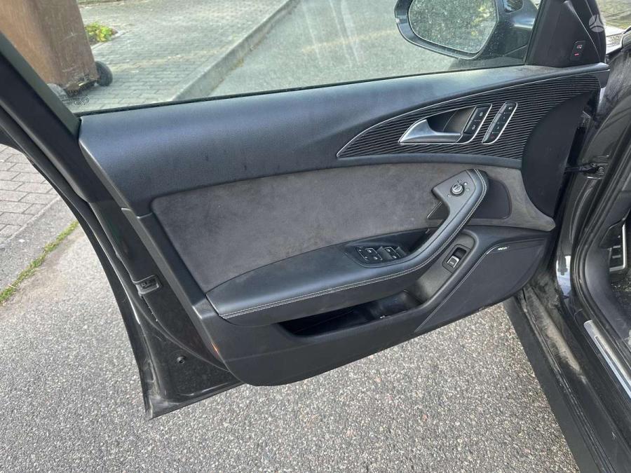 Pelēks Audi S6 2017 Kauņa, ar dzinēja tilpumu 4.00 L un nobraukumu 203 tūkst. km par 19999 €, foto 16 vietnē AUTOMOTO.COM.LV