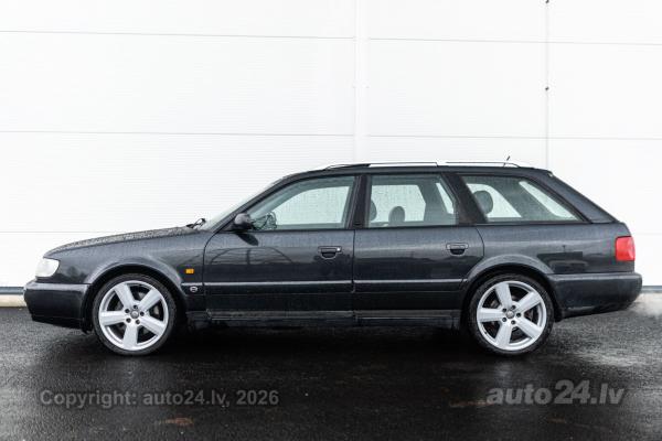 Pelēks Audi S6 1996 Tallina, ar dzinēja tilpumu 4.20 L un nobraukumu 340 tūkst. km par 6500 €, foto 4 vietnē AUTOMOTO.COM.LV