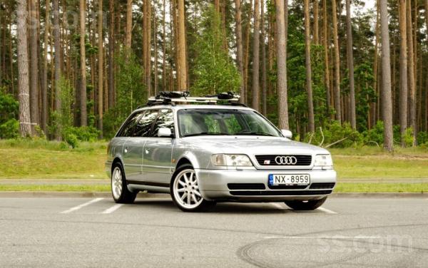 Grey Audi S6 1996 in Riga, with an engine capacity of 4.20 L and mileage of 303 thousand km for 7490 €, photo 3 on AUTOMOTO.COM.LV