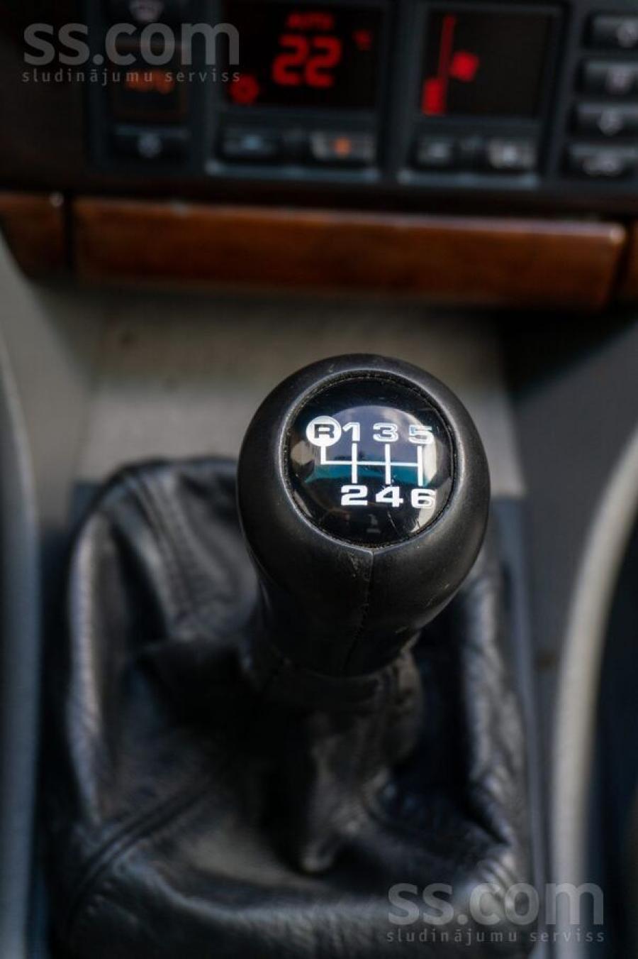 Pelēks Audi S6 1996 Rīga, ar dzinēja tilpumu 4.20 L un nobraukumu 303 tūkst. km par 7490 €, foto 15 vietnē AUTOMOTO.COM.LV
