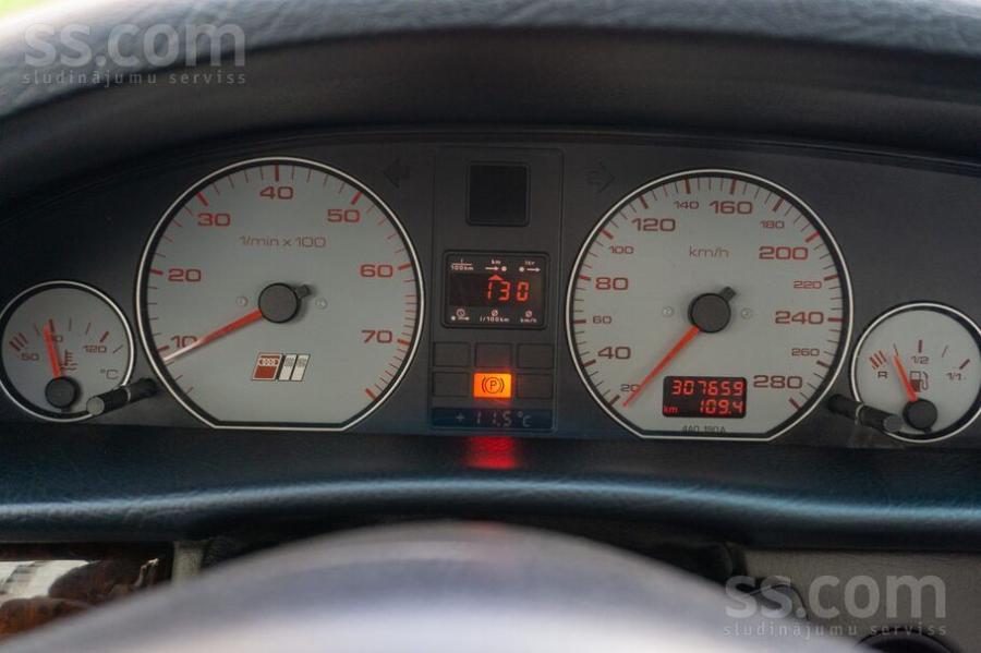 Pelēks Audi S6 1996 Rīga, ar dzinēja tilpumu 4.20 L un nobraukumu 303 tūkst. km par 7490 €, foto 19 vietnē AUTOMOTO.COM.LV