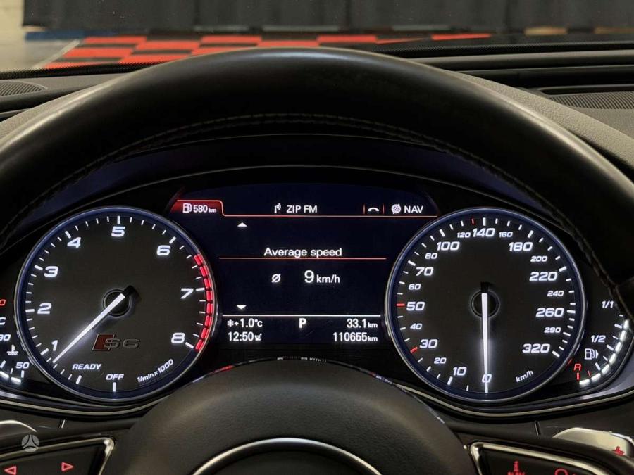 Pelēks Audi S6 2015 Viļņa, ar dzinēja tilpumu 3.99 L un nobraukumu 111 tūkst. km par 35990 €, foto 22 vietnē AUTOMOTO.COM.LV