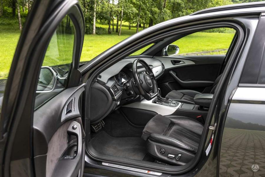 Grey Audi S6 2016 in Vilnius, with an engine capacity of 3.99 L and mileage of 274 thousand km for 25000 €, photo 14 on AUTOMOTO.COM.LV