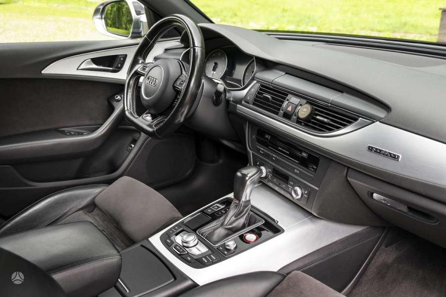 Grey Audi S6 2016 in Vilnius, with an engine capacity of 3.99 L and mileage of 274 thousand km for 25000 €, photo 16 on AUTOMOTO.COM.LV