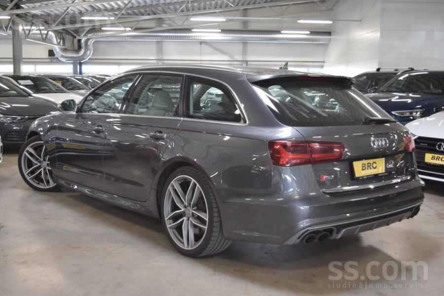 Pelēks Audi S6 2017 Rīga, ar dzinēja tilpumu 4.00 L un nobraukumu 178 tūkst. km par 25500 €, foto 3 vietnē AUTOMOTO.COM.LV