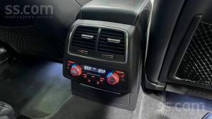 Grey Audi S6 2018 in Riga, with an engine capacity of 4.00 L and mileage of 80 thousand km for 38000 €, photo 26 on AUTOMOTO.COM.LV