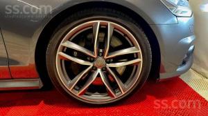 Grey Audi S6 2018 in Riga, with an engine capacity of 4.00 L and mileage of 80 thousand km for 38000 €, photo 36 on AUTOMOTO.COM.LV