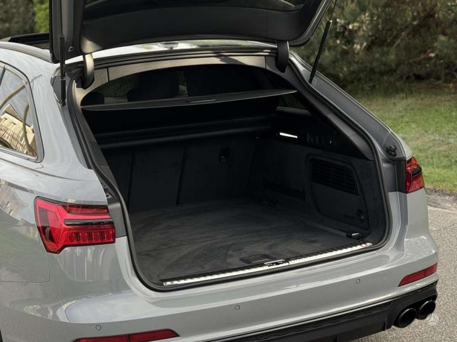 Pelēks Audi S6 2021 Viļņa, ar dzinēja tilpumu 3.00 L un nobraukumu 220 tūkst. km par 35950 €, foto 12 vietnē AUTOMOTO.COM.LV
