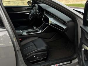 Pelēks Audi S6 2021 Viļņa, ar dzinēja tilpumu 3.00 L un nobraukumu 220 tūkst. km par 35950 €, foto 23 vietnē AUTOMOTO.COM.LV