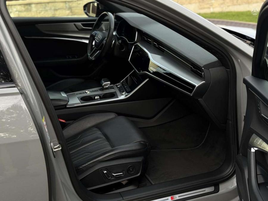 Pelēks Audi S6 2021 Viļņa, ar dzinēja tilpumu 3.00 L un nobraukumu 220 tūkst. km par 35950 €, foto 23 vietnē AUTOMOTO.COM.LV