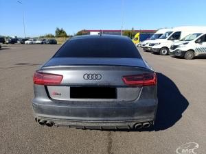 Audi S6 2016 Viļņa, ar dzinēja tilpumu 3.99 L un nobraukumu 158 tūkst. km par 19900 €, foto 4 vietnē AUTOMOTO.COM.LV