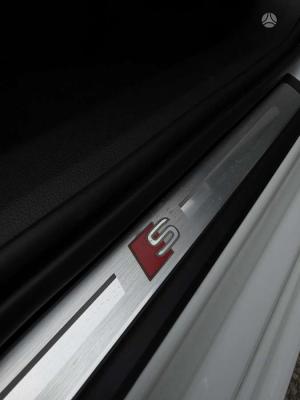 Белый Ауди С6 2020 в Вильнюс, объемом двигателя 2.97 л и пробегом 80 тыс. км за 50000 €, фото 25 на AUTOMOTO.COM.LV