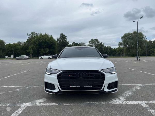 White Audi S6 2022 in Panevezys, with an engine capacity of 3.00 L and mileage of 149 thousand km for 39999 €, photo 2 on AUTOMOTO.COM.LV