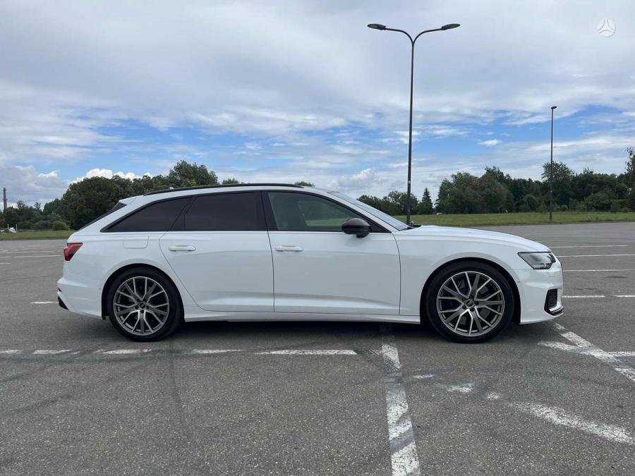 White Audi S6 2022 in Panevezys, with an engine capacity of 3.00 L and mileage of 149 thousand km for 39999 €, photo 5 on AUTOMOTO.COM.LV