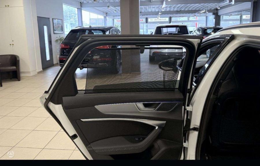 White Audi S6 2022 in Panevezys, with an engine capacity of 3.00 L and mileage of 149 thousand km for 39999 €, photo 22 on AUTOMOTO.COM.LV