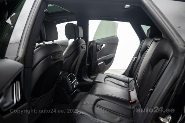 Black Audi S7 2012 in Tallinn, with an engine capacity of 4.00 L and mileage of 199 thousand km for 24999 €, photo 8 on AUTOMOTO.COM.LV