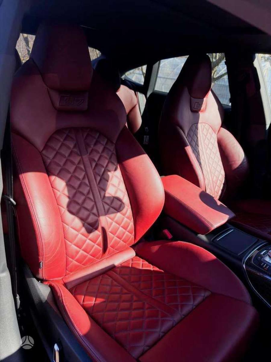 Black Audi S7 2016 in Kaunas, with an engine capacity of 0.00 L and mileage of 52 thousand km for 26900 €, photo 13 on AUTOMOTO.COM.LV