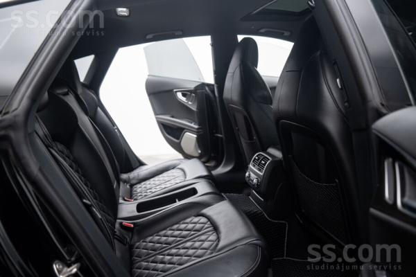 Melns Audi S7 2012 Tallina, ar dzinēja tilpumu 4.00 L un nobraukumu 232 tūkst. km par 23999 €, foto 9 vietnē AUTOMOTO.COM.LV