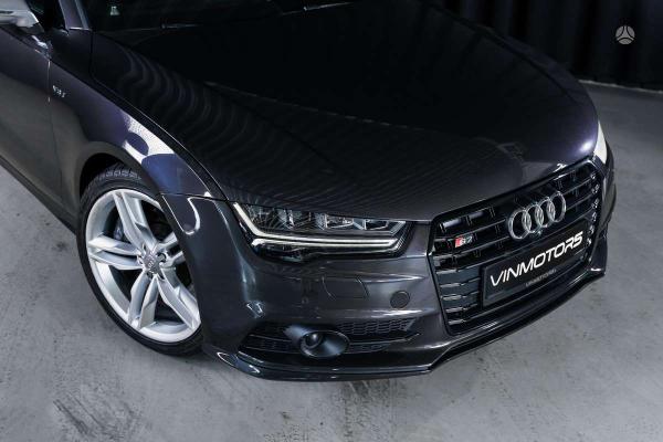 Black Audi S7 2014 in Vilnius, with an engine capacity of 3.99 L and mileage of 165 thousand km for 21999 €, photo 7 on AUTOMOTO.COM.LV