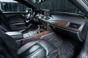 Black Audi S7 2014 in Vilnius, with an engine capacity of 3.99 L and mileage of 165 thousand km for 21999 €, photo 30 on AUTOMOTO.COM.LV